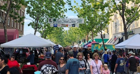 Lodi Certified Farmers' Market | Visit Stockton